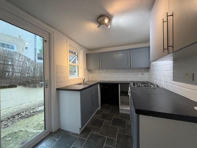 2 bedroom house to rent