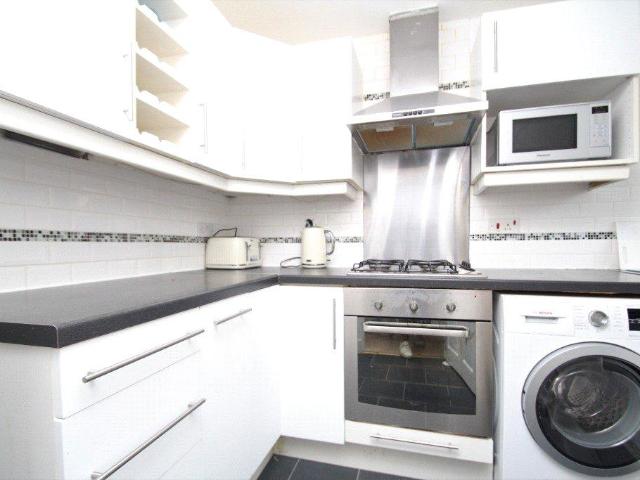 2 bedroom house to rent