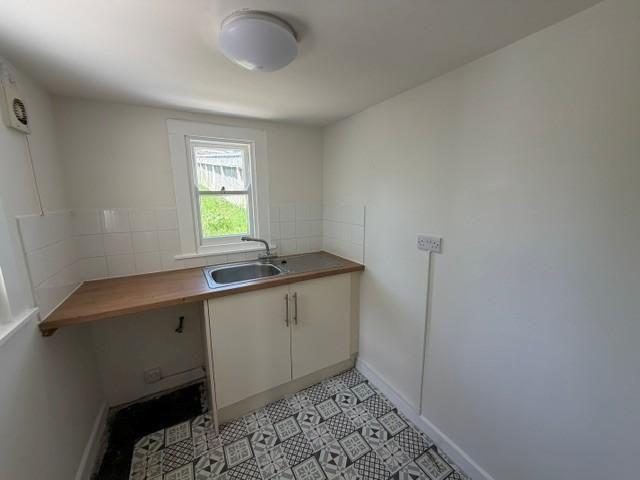 2 bedroom house to rent