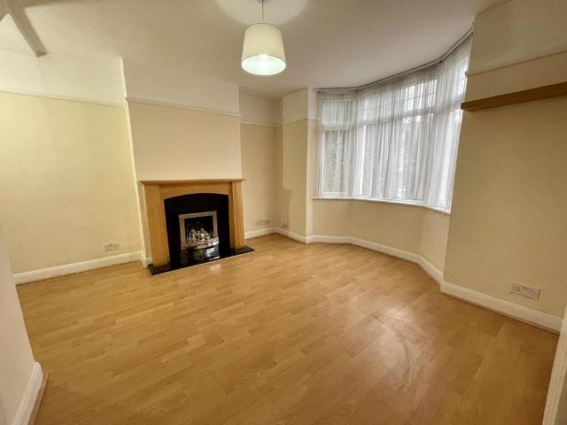 2 bedroom house to rent
