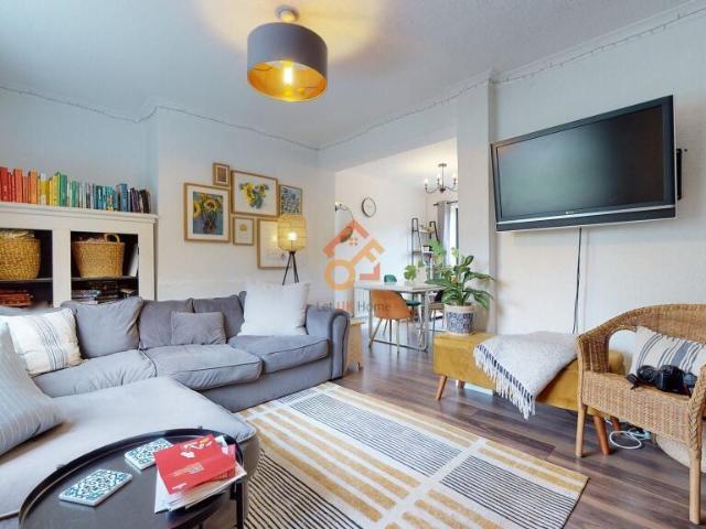 2 bedroom house to rent