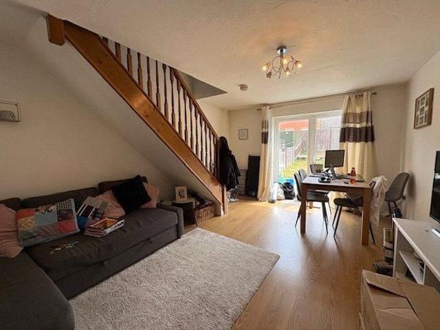 2 bedroom house to rent