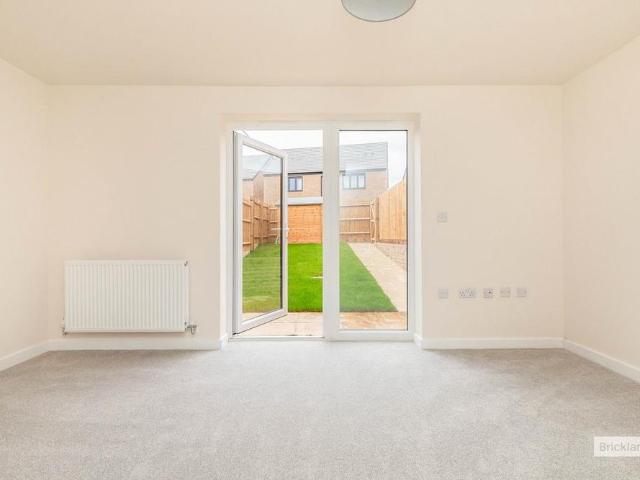 2 bedroom house to rent