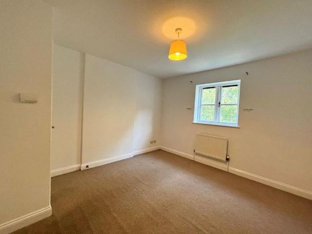 2 bedroom house to rent