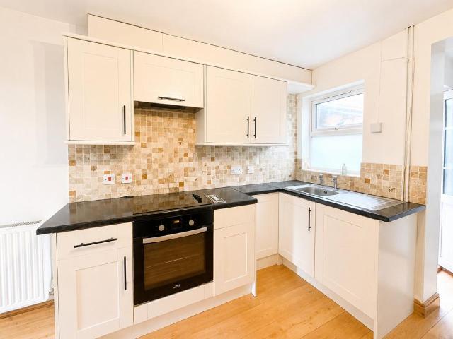 2 bedroom house to rent