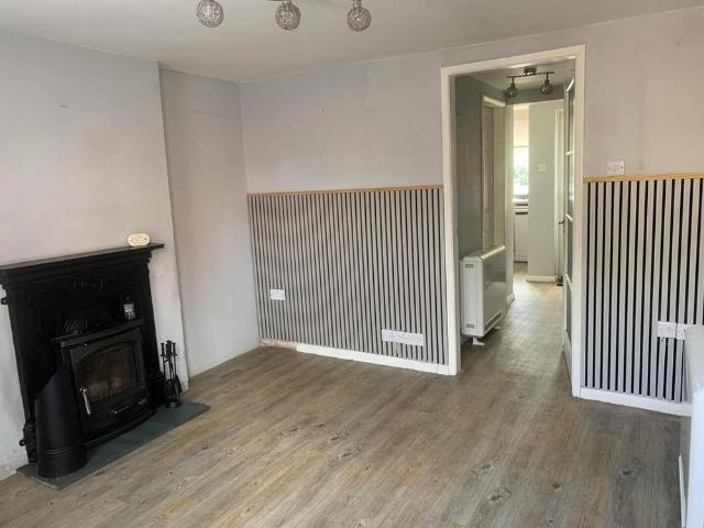 2 bedroom house to rent