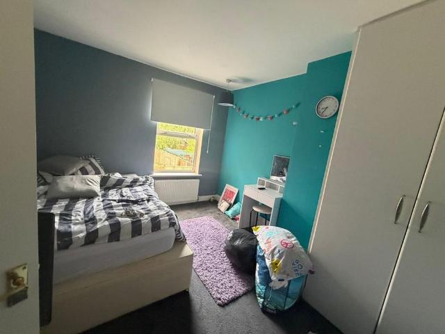 2 bedroom house to rent
