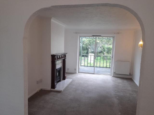 2 bedroom house to rent