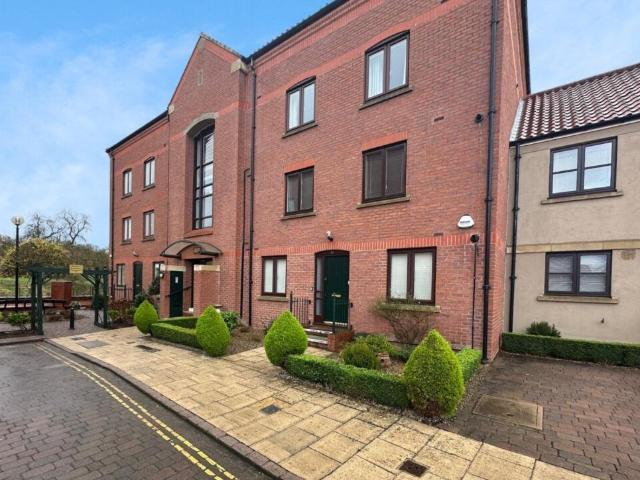 2 bedroom house to rent