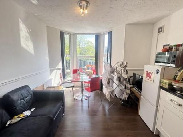 2 bedroom house to rent