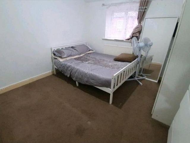 2 bedroom house to rent