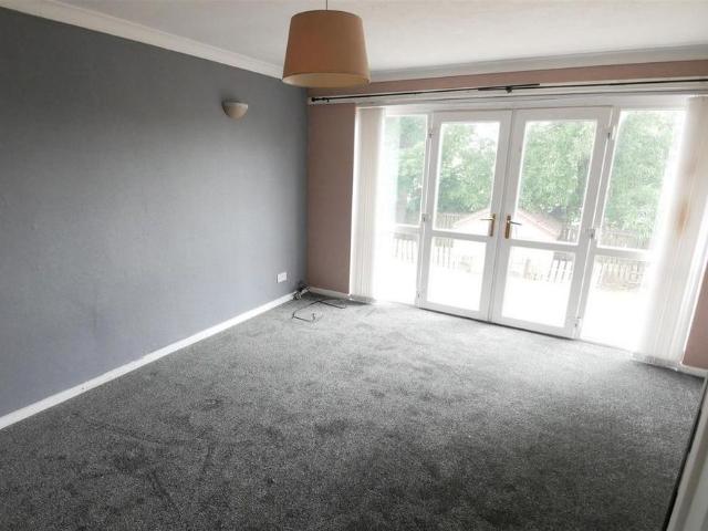 2 bedroom house to rent