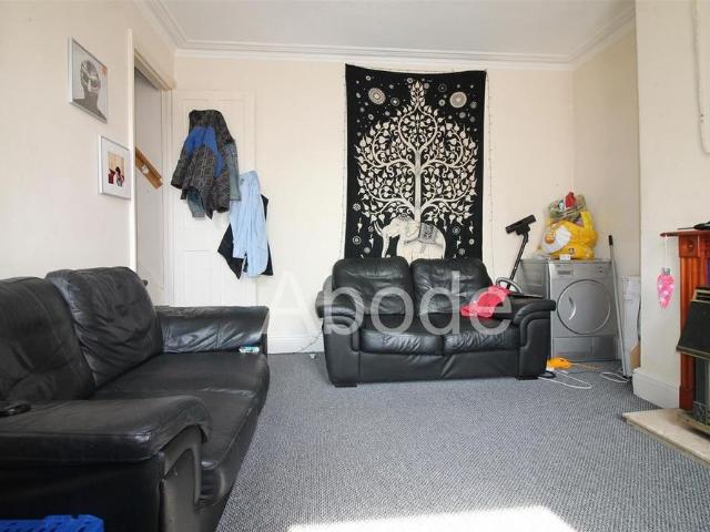 2 bedroom house to rent