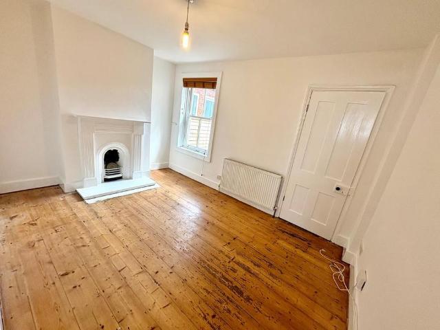 2 bedroom house to rent