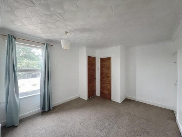2 bedroom house to rent