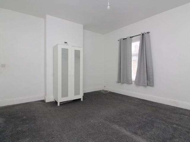 2 bedroom house to rent