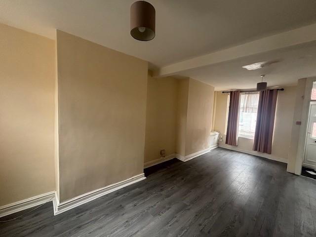 2 bedroom house to rent