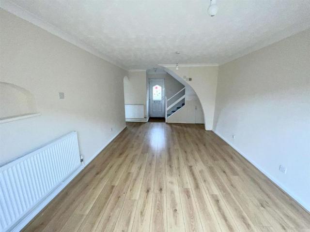 2 bedroom house to rent