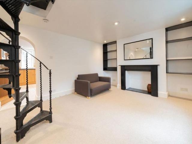 2 bedroom house to rent