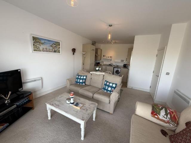 2 bedroom house to rent