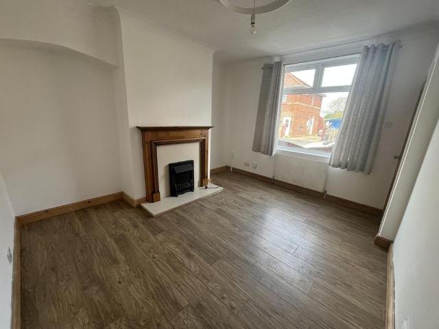 2 bedroom house to rent