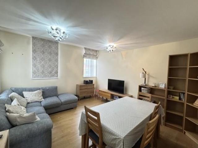 2 bedroom house to rent