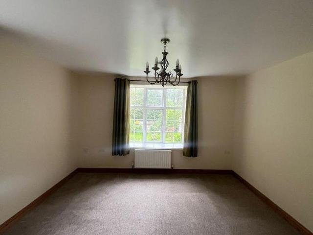 2 bedroom house to rent