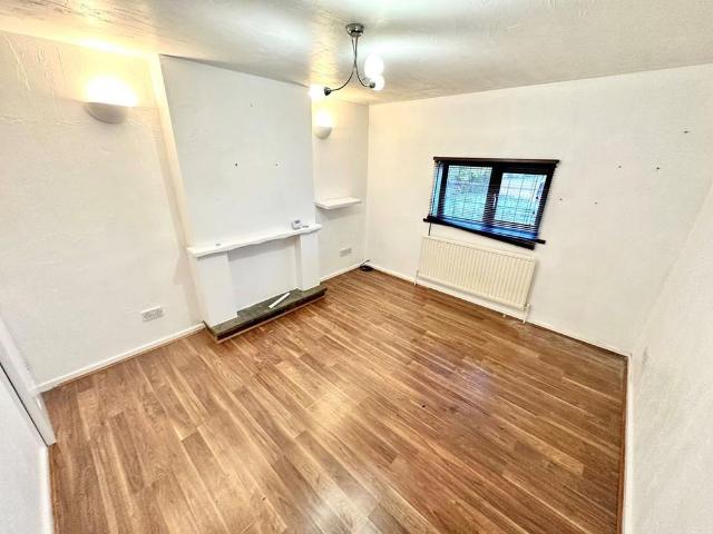 2 bedroom house to rent