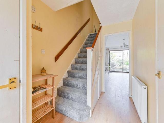 2 bedroom house to rent