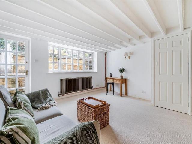 2 bedroom house to rent