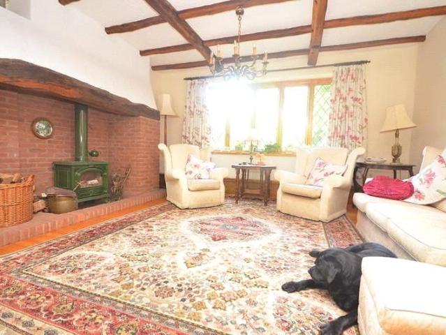 2 bedroom house to rent