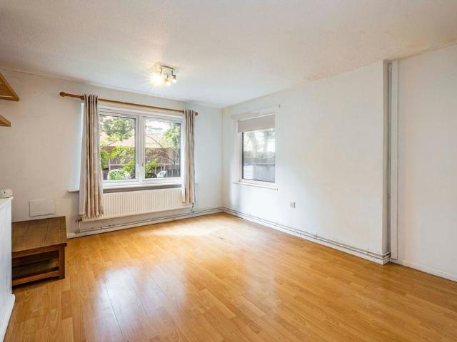 2 bedroom house to rent