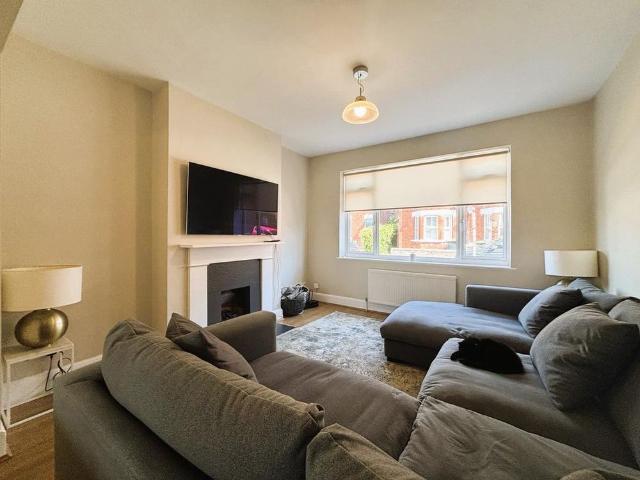 2 bedroom house to rent