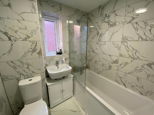 2 bedroom house to rent