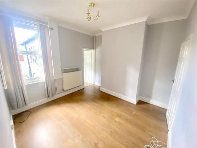 2 bedroom house to rent