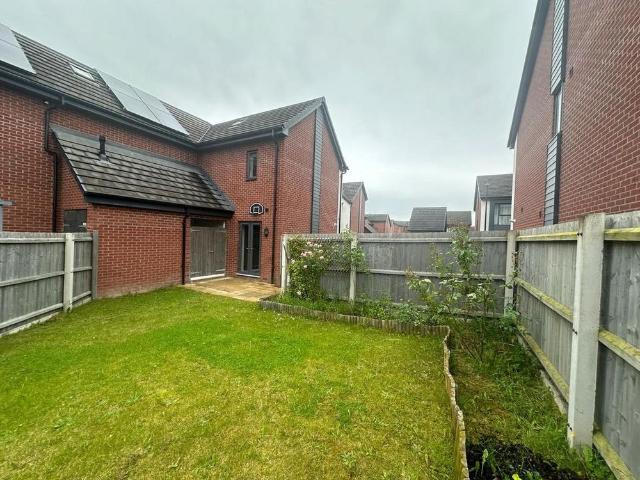 2 bedroom house to rent