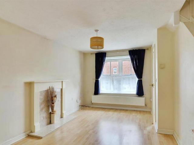 2 bedroom house to rent