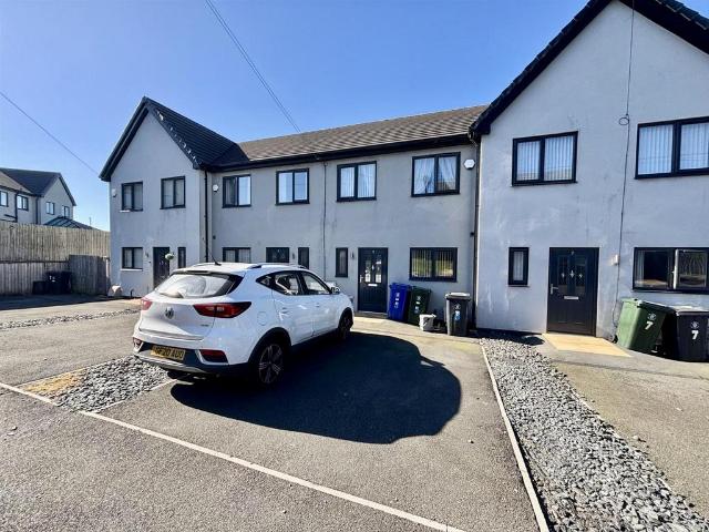 2 bedroom house to rent