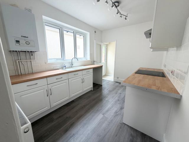 2 bedroom house to rent