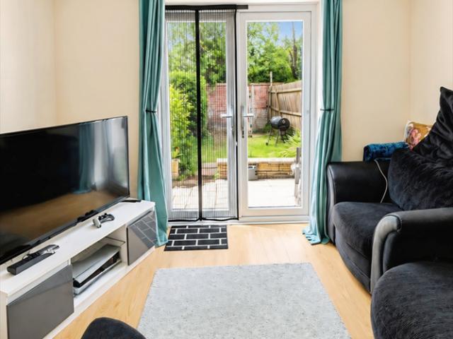 2 bedroom house to rent