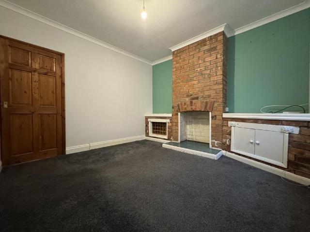 2 bedroom house to rent