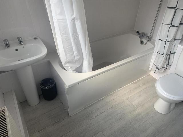 2 bedroom house to rent