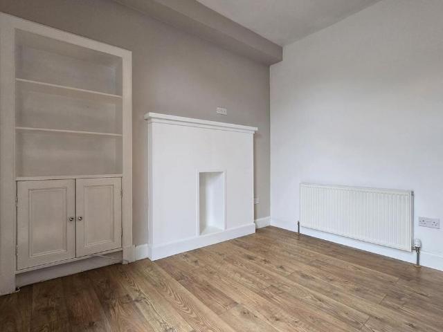 2 bedroom house to rent