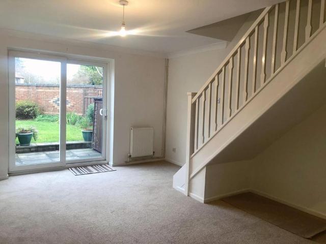 2 bedroom house to rent