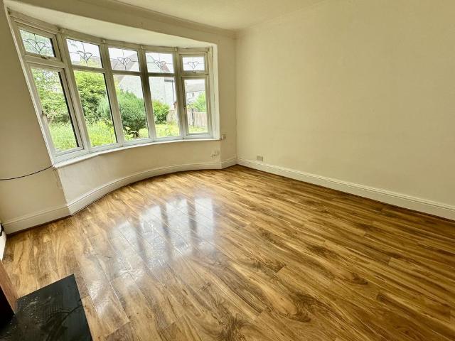 2 bedroom house to rent