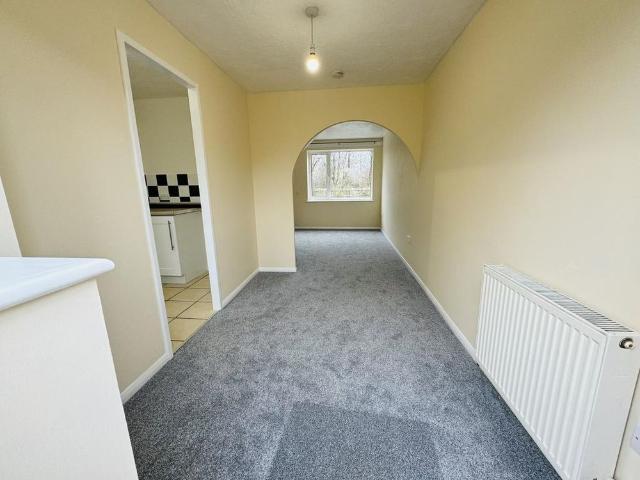 2 bedroom house to rent
