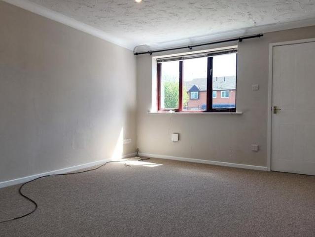 2 bedroom house to rent