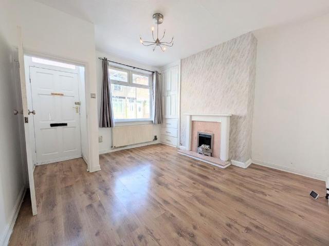 2 bedroom house to rent