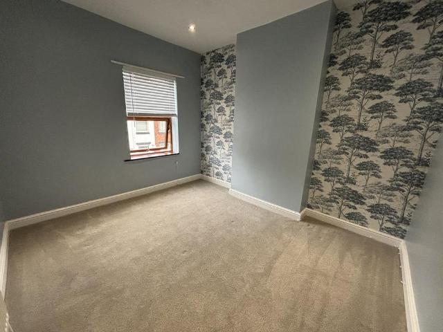 2 bedroom house to rent
