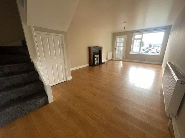 2 bedroom house to rent